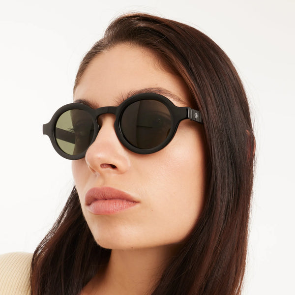 Charles Glossy sunglasses - round eyeglass frame | BARNER